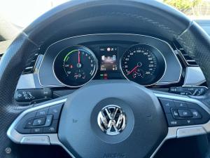 Grey Volkswagen Passat 2019 in Marijampole, with an engine capacity of 1.40 L and mileage of 94 thousand km for 17900 €, photo 18 on AUTOMOTO.COM.LV