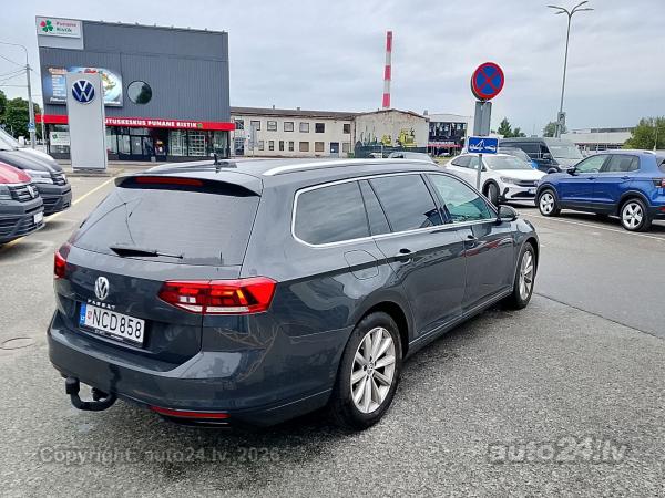 Серый Фольксваген Пассат 2019 в Таллин, объемом двигателя 1.60 л и пробегом 221 тыс. км за 12500 €, фото 3 на AUTOMOTO.COM.LV
