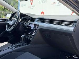 Pelēks Volkswagen Passat 2019 Tauragė, ar dzinēja tilpumu 2.00 L un nobraukumu 234 tūkst. km par 12900 €, foto 17 vietnē AUTOMOTO.COM.LV