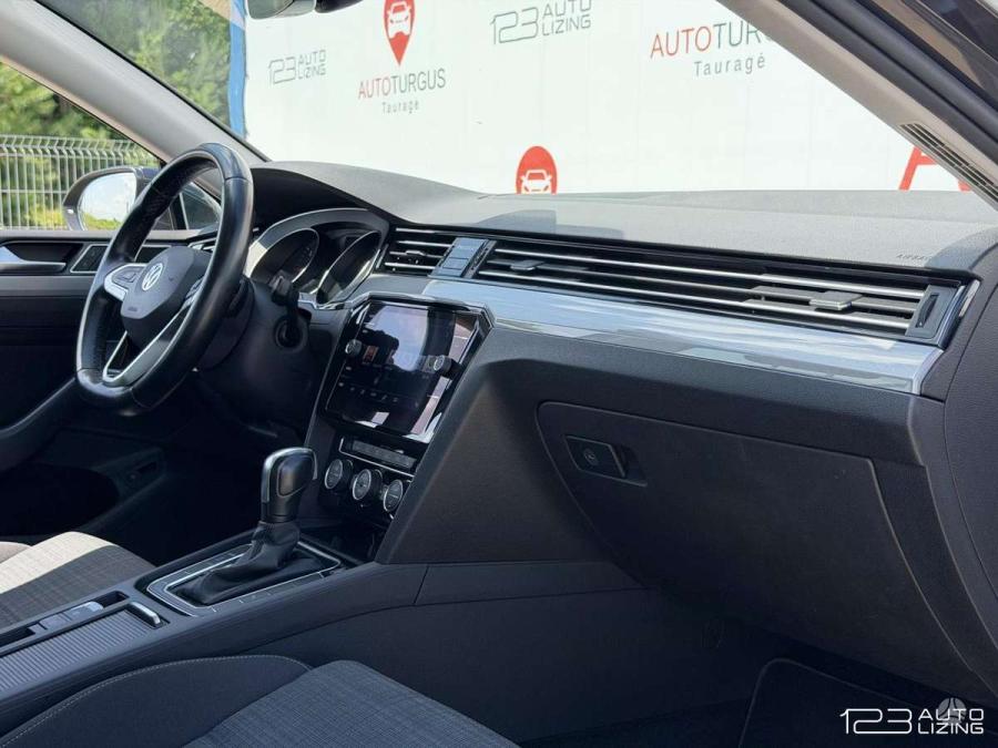 Pelēks Volkswagen Passat 2019 Tauragė, ar dzinēja tilpumu 2.00 L un nobraukumu 234 tūkst. km par 12900 €, foto 17 vietnē AUTOMOTO.COM.LV