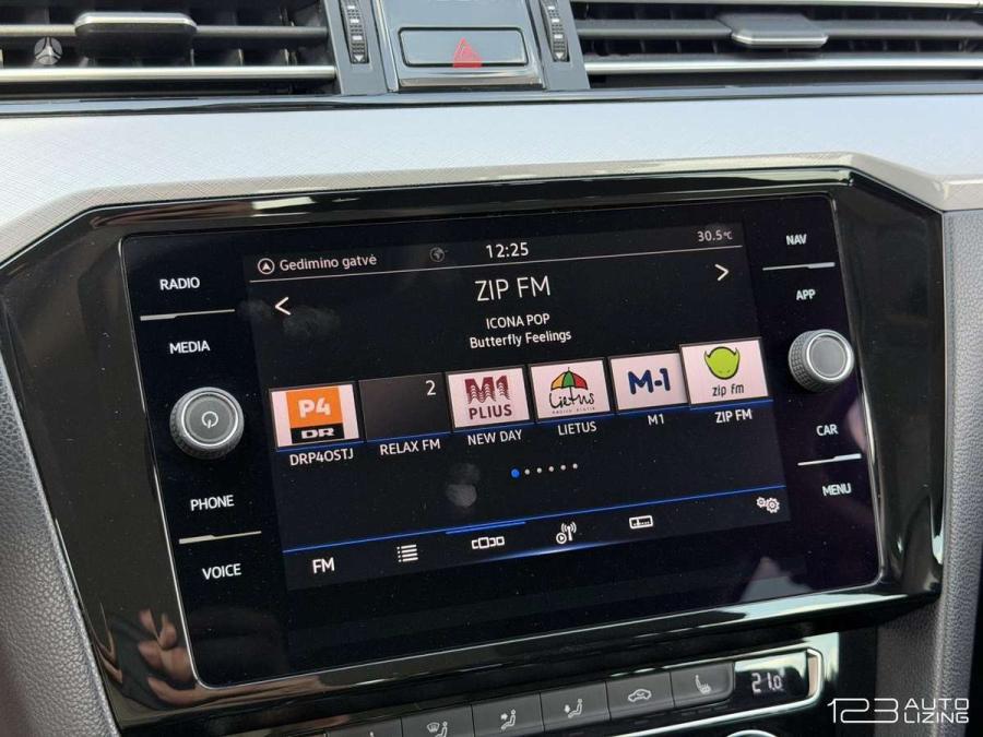 Pelēks Volkswagen Passat 2019 Tauragė, ar dzinēja tilpumu 2.00 L un nobraukumu 234 tūkst. km par 12900 €, foto 23 vietnē AUTOMOTO.COM.LV