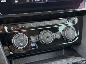 Pelēks Volkswagen Passat 2019 Tauragė, ar dzinēja tilpumu 2.00 L un nobraukumu 234 tūkst. km par 12900 €, foto 25 vietnē AUTOMOTO.COM.LV