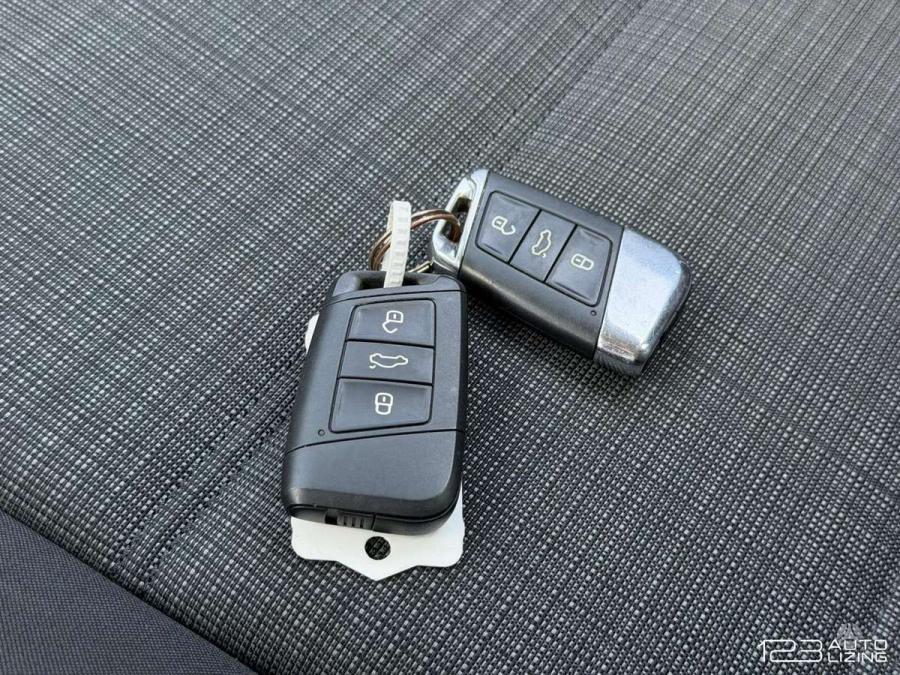 Pelēks Volkswagen Passat 2019 Tauragė, ar dzinēja tilpumu 2.00 L un nobraukumu 234 tūkst. km par 12900 €, foto 29 vietnē AUTOMOTO.COM.LV