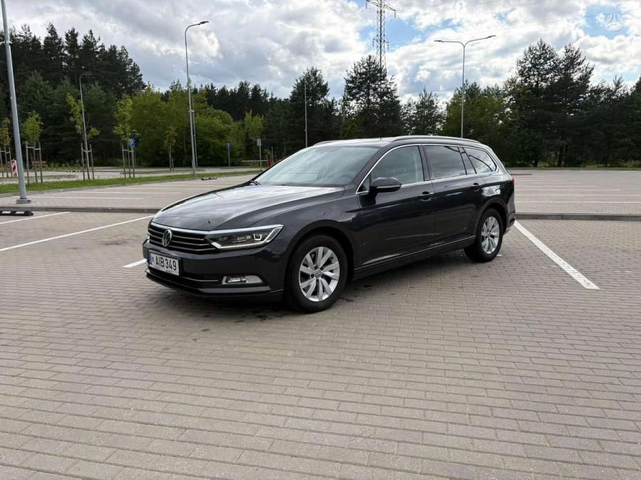 Серый Фольксваген Пассат 2019 в Вильнюс, объемом двигателя 1.50 л и пробегом 186 тыс. км за 10800 €, фото 4 на AUTOMOTO.COM.LV