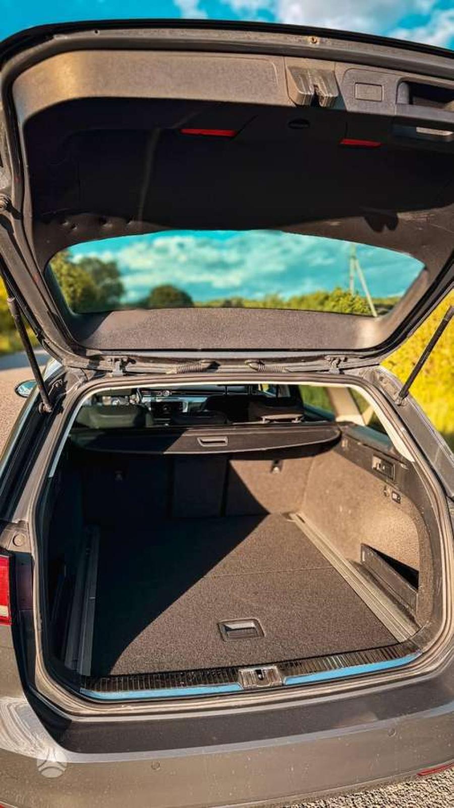 Pelēks Volkswagen Passat 2019 Ukmergė, ar dzinēja tilpumu 1.97 L un nobraukumu 201 tūkst. km par 16000 €, foto 12 vietnē AUTOMOTO.COM.LV