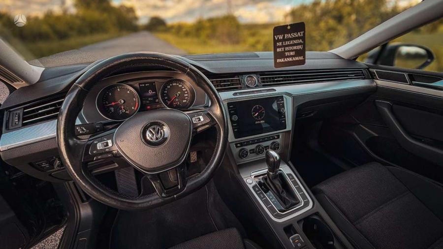 Pelēks Volkswagen Passat 2019 Ukmergė, ar dzinēja tilpumu 1.97 L un nobraukumu 201 tūkst. km par 16000 €, foto 17 vietnē AUTOMOTO.COM.LV
