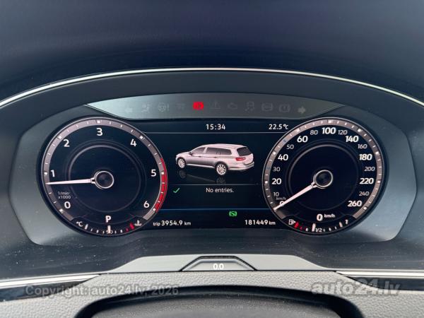 Grey Volkswagen Passat 2019 in Tartu, with an engine capacity of 2.00 L and mileage of 181 thousand km for 18900 €, photo 10 on AUTOMOTO.COM.LV