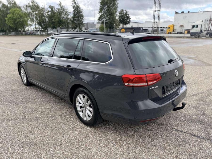 Pelēks Volkswagen Passat 2019 Marijampole, ar dzinēja tilpumu 1.97 L un nobraukumu 289 tūkst. km par 8450 €, foto 5 vietnē AUTOMOTO.COM.LV