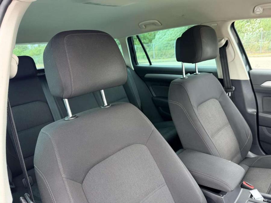 Pelēks Volkswagen Passat 2019 Marijampole, ar dzinēja tilpumu 1.97 L un nobraukumu 289 tūkst. km par 8450 €, foto 20 vietnē AUTOMOTO.COM.LV