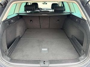 Pelēks Volkswagen Passat 2019 Marijampole, ar dzinēja tilpumu 1.97 L un nobraukumu 289 tūkst. km par 8450 €, foto 28 vietnē AUTOMOTO.COM.LV