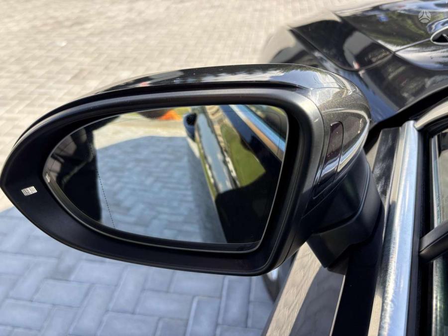 Grey Volkswagen Passat 2019 in Klaipeda, with an engine capacity of 1.97 L and mileage of 248 thousand km for 13100 €, photo 7 on AUTOMOTO.COM.LV