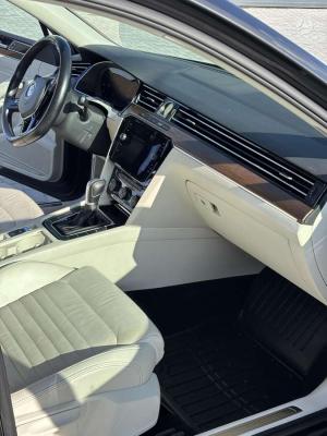 Grey Volkswagen Passat 2019 in Klaipeda, with an engine capacity of 1.97 L and mileage of 248 thousand km for 13100 €, photo 13 on AUTOMOTO.COM.LV