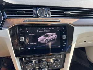 Grey Volkswagen Passat 2019 in Klaipeda, with an engine capacity of 1.97 L and mileage of 248 thousand km for 13100 €, photo 19 on AUTOMOTO.COM.LV