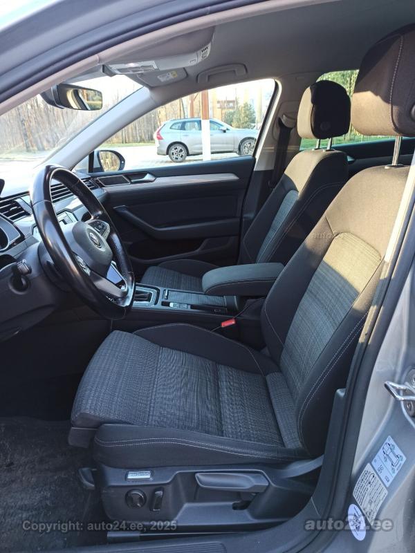 Pelēks Volkswagen Passat 2020 Tallina, ar dzinēja tilpumu 1.50 L un nobraukumu 160 tūkst. km par 16500 €, foto 11 vietnē AUTOMOTO.COM.LV