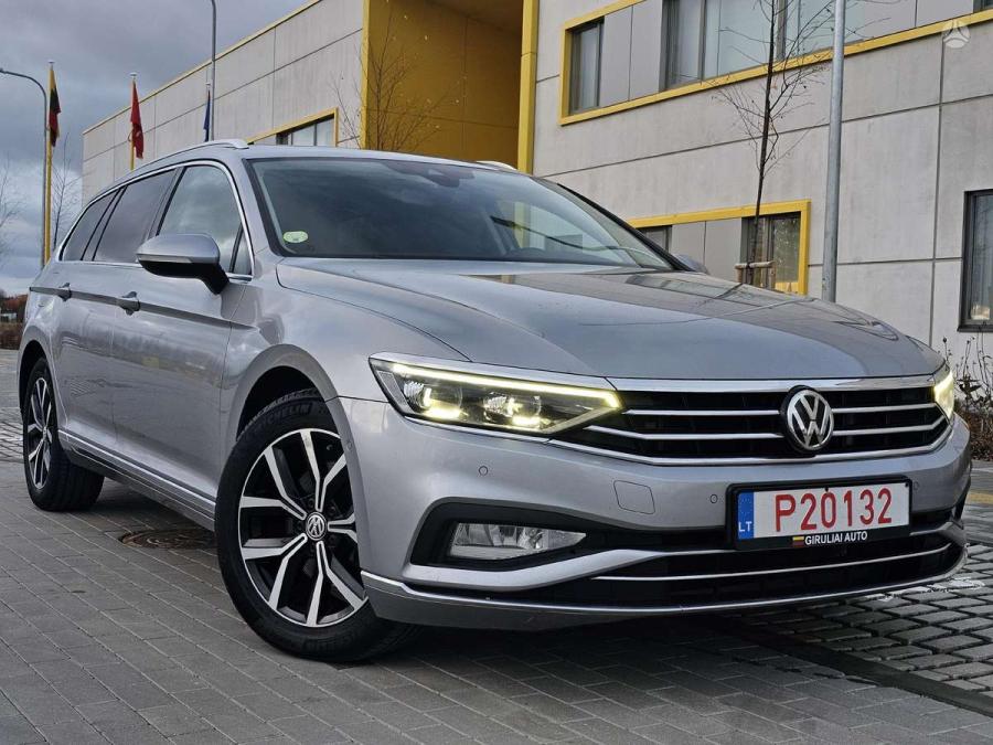 Grey Volkswagen Passat 2020 in Klaipeda, with an engine capacity of 1.97 L and mileage of 287 thousand km for 14300 €, photo 1 on AUTOMOTO.COM.LV