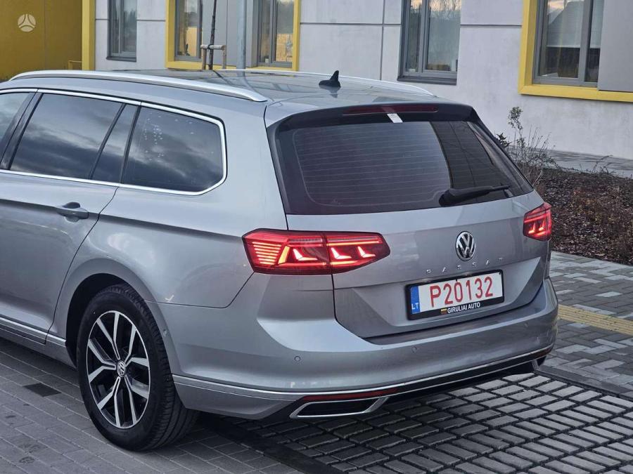 Grey Volkswagen Passat 2020 in Klaipeda, with an engine capacity of 1.97 L and mileage of 287 thousand km for 14300 €, photo 6 on AUTOMOTO.COM.LV