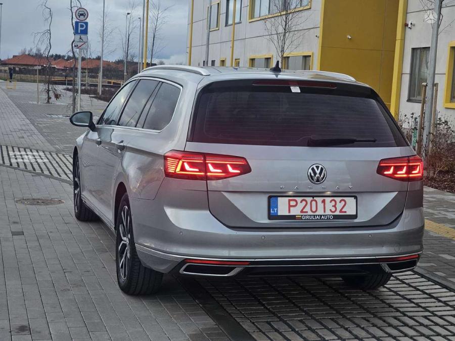 Grey Volkswagen Passat 2020 in Klaipeda, with an engine capacity of 1.97 L and mileage of 287 thousand km for 14300 €, photo 7 on AUTOMOTO.COM.LV