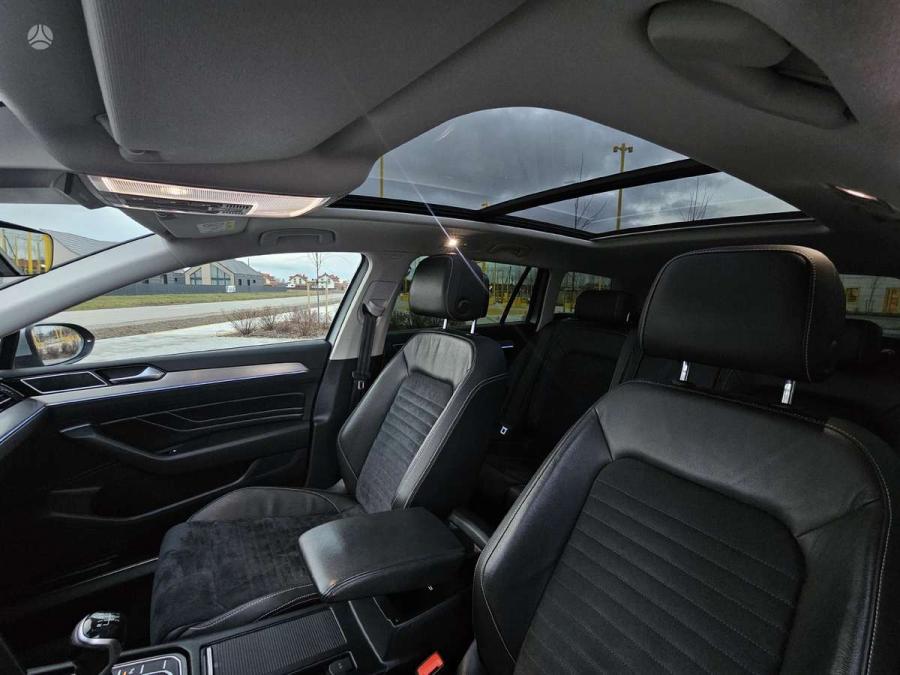 Grey Volkswagen Passat 2020 in Klaipeda, with an engine capacity of 1.97 L and mileage of 287 thousand km for 14300 €, photo 18 on AUTOMOTO.COM.LV