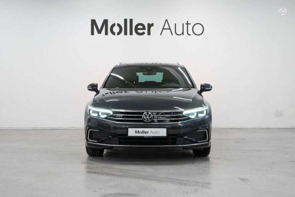 Pelēks Volkswagen Passat 2020 Viļņa, ar dzinēja tilpumu 1.40 L un nobraukumu 107 tūkst. km par 22350 €, foto 5 vietnē AUTOMOTO.COM.LV