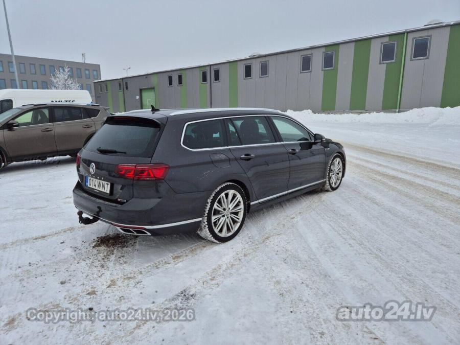 Grey Volkswagen Passat 2020 in Tallinn, with an engine capacity of 2.00 L and mileage of 165 thousand km for 22800 €, photo 3 on AUTOMOTO.COM.LV