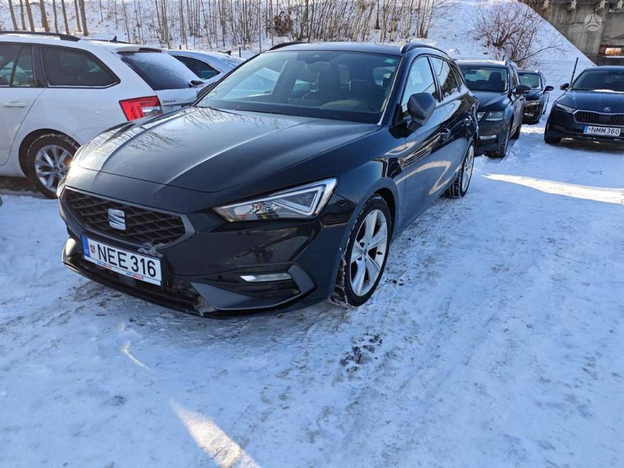 Grey Volkswagen Passat 2020 in Kaunas, with an engine capacity of 1.97 L and mileage of 377 thousand km for 9999 €, photo 14 on AUTOMOTO.COM.LV