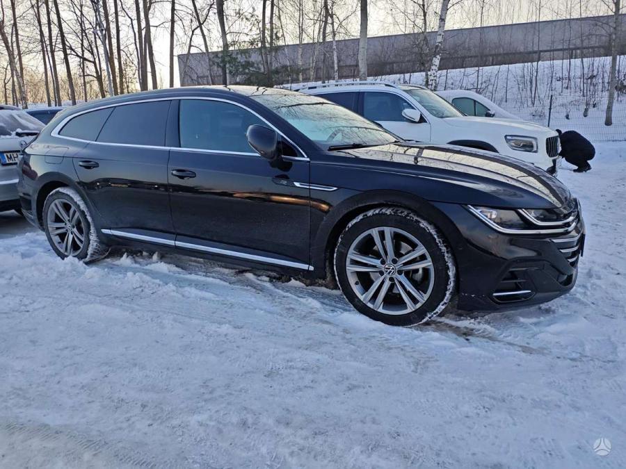 Grey Volkswagen Passat 2020 in Kaunas, with an engine capacity of 1.97 L and mileage of 377 thousand km for 9999 €, photo 17 on AUTOMOTO.COM.LV
