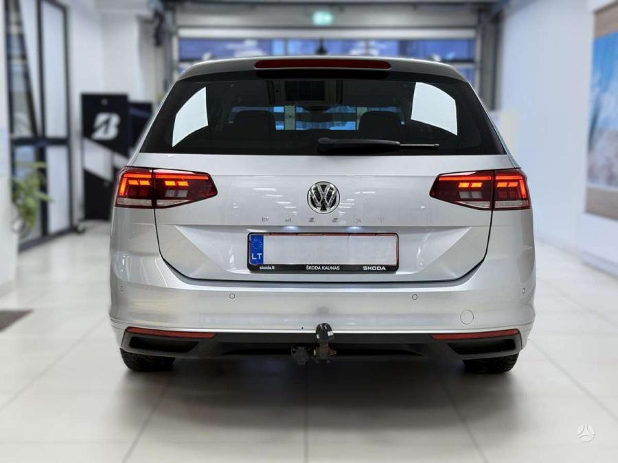 Pelēks Volkswagen Passat 2020 Kauņa, ar dzinēja tilpumu 1.50 L un nobraukumu 157 tūkst. km par 15900 €, foto 6 vietnē AUTOMOTO.COM.LV