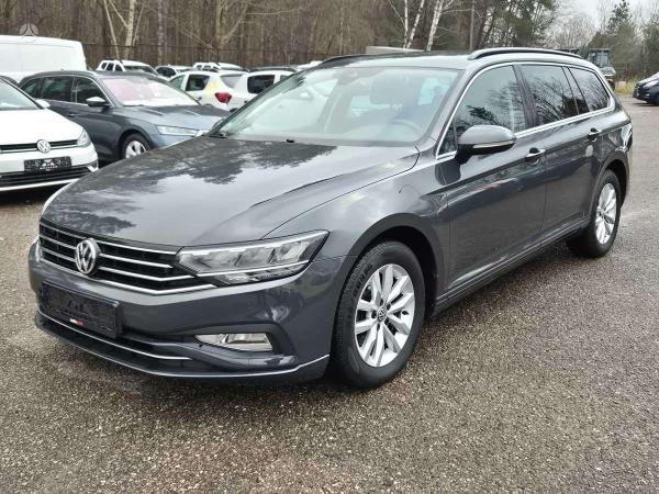 Grey Volkswagen Passat 2020 in Vilnius, with an engine capacity of 1.97 L and mileage of 246 thousand km for 13600 €, photo 1 on AUTOMOTO.COM.LV