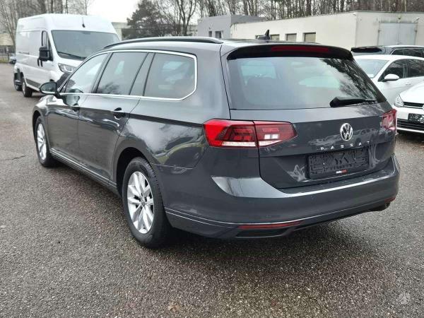Grey Volkswagen Passat 2020 in Vilnius, with an engine capacity of 1.97 L and mileage of 246 thousand km for 13600 €, photo 4 on AUTOMOTO.COM.LV