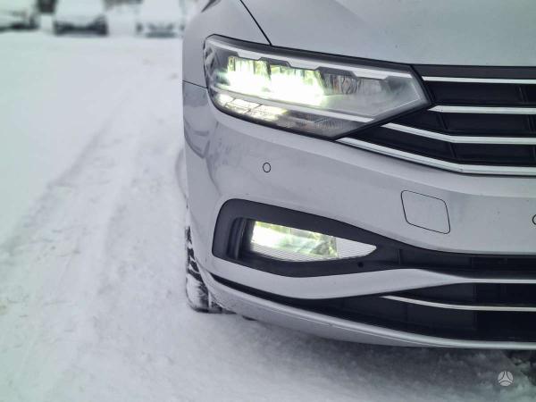 Pelēks Volkswagen Passat 2020 Tauragė, ar dzinēja tilpumu 1.60 L un nobraukumu 270 tūkst. km par 10500 €, foto 3 vietnē AUTOMOTO.COM.LV