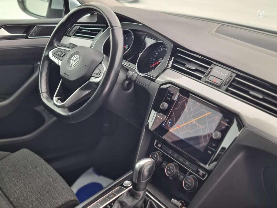 Pelēks Volkswagen Passat 2020 Tauragė, ar dzinēja tilpumu 1.60 L un nobraukumu 270 tūkst. km par 10500 €, foto 18 vietnē AUTOMOTO.COM.LV