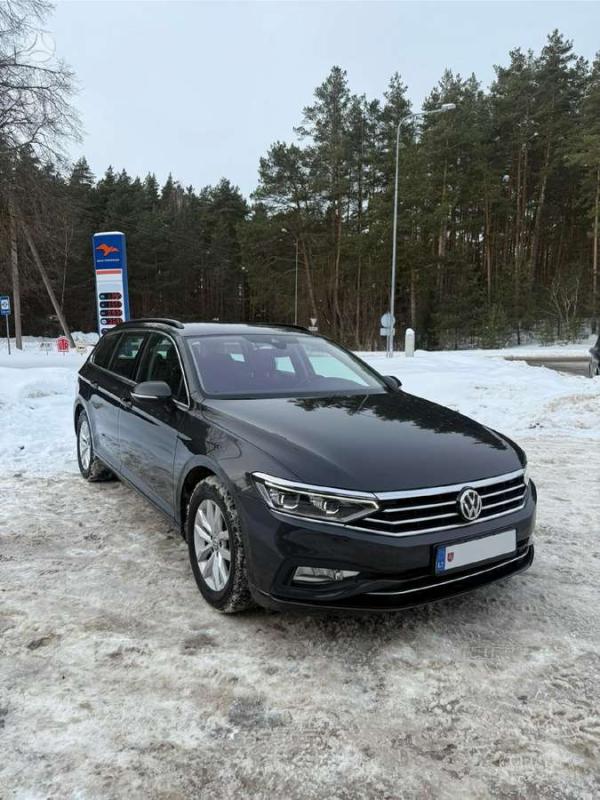 Grey Volkswagen Passat 2020 in Anyksciai, with an engine capacity of 2.00 L and mileage of 163 thousand km for 16650 €, photo 1 on AUTOMOTO.COM.LV