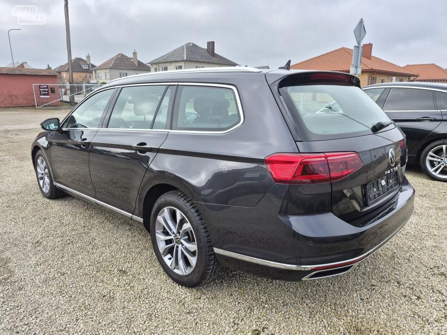 Grey Volkswagen Passat 2020 in Vilnius, with an engine capacity of 2.00 L and mileage of 200 thousand km for 14900 €, photo 4 on AUTOMOTO.COM.LV