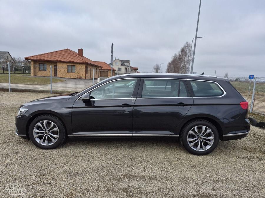 Grey Volkswagen Passat 2020 in Vilnius, with an engine capacity of 2.00 L and mileage of 200 thousand km for 14900 €, photo 5 on AUTOMOTO.COM.LV