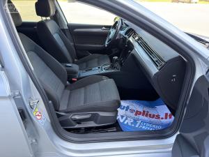 Pelēks Volkswagen Passat 2020 Panevēža, ar dzinēja tilpumu 2.00 L un nobraukumu 241 tūkst. km par 14600 €, foto 18 vietnē AUTOMOTO.COM.LV