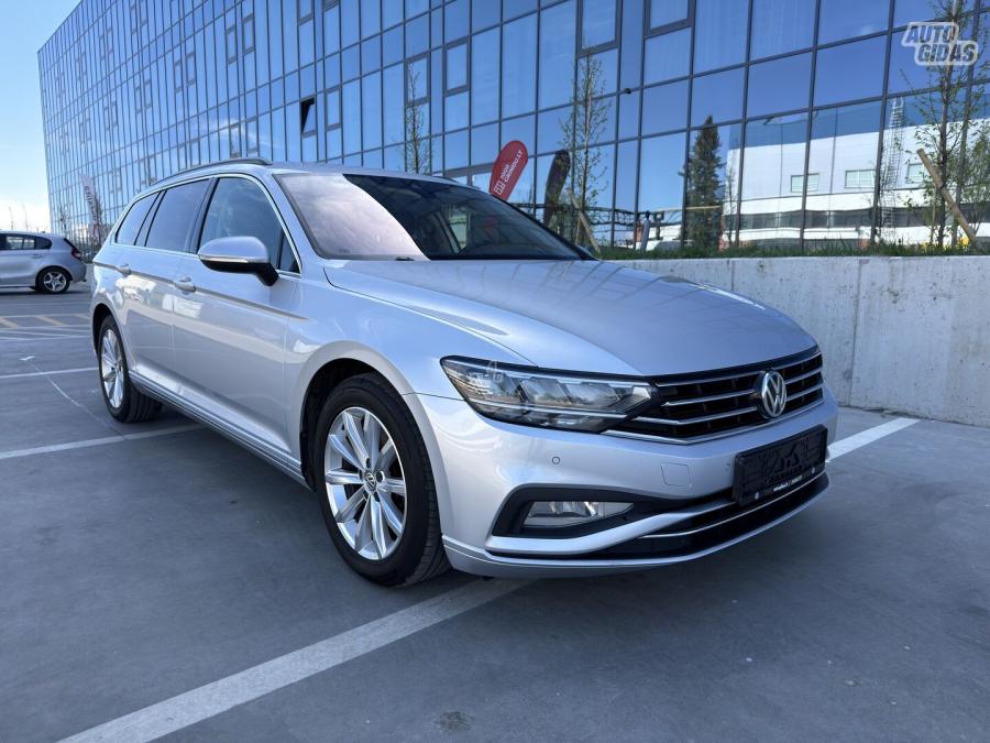 Grey Volkswagen Passat 2020 in Panevezys, with an engine capacity of 2.00 L and mileage of 241 thousand km for 14600 €, photo 1 on AUTOMOTO.COM.LV