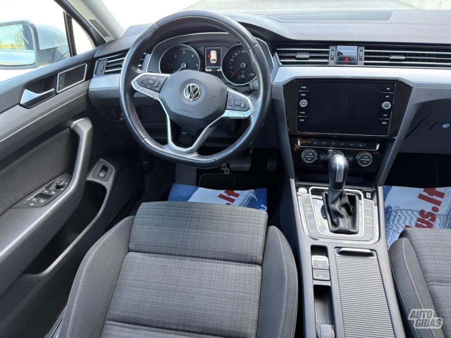 Grey Volkswagen Passat 2020 in Panevezys, with an engine capacity of 2.00 L and mileage of 241 thousand km for 14600 €, photo 15 on AUTOMOTO.COM.LV