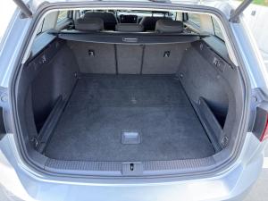 Grey Volkswagen Passat 2020 in Panevezys, with an engine capacity of 2.00 L and mileage of 241 thousand km for 14600 €, photo 36 on AUTOMOTO.COM.LV