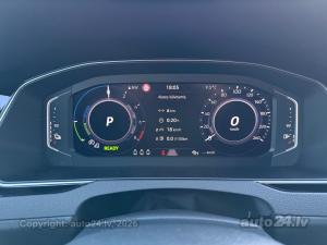 Pelēks Volkswagen Passat 2020 Tallina, ar dzinēja tilpumu 1.40 L un nobraukumu 149 tūkst. km par 18999 €, foto 18 vietnē AUTOMOTO.COM.LV