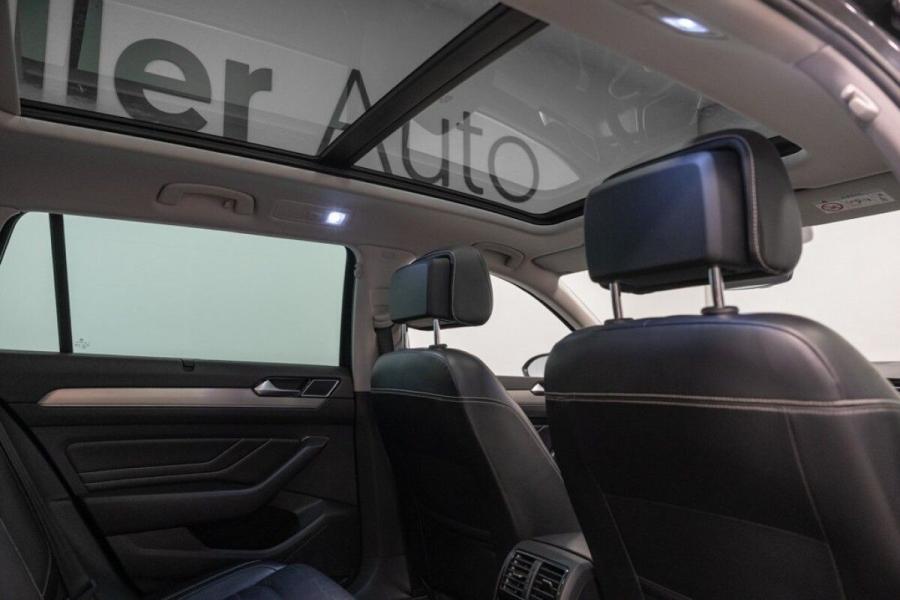 Grey Volkswagen Passat 2020 in Vilnius, with an engine capacity of 2.00 L and mileage of 130 thousand km for 21900 €, photo 21 on AUTOMOTO.COM.LV