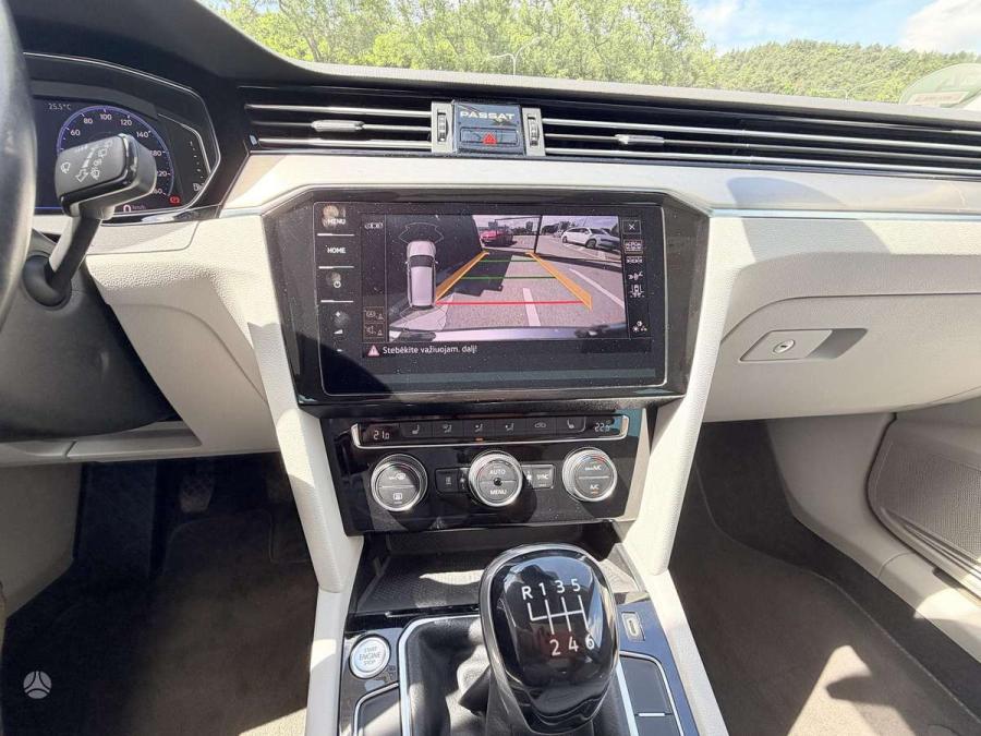 Pelēks Volkswagen Passat 2020 Viļņa, ar dzinēja tilpumu 1.97 L un nobraukumu 191 tūkst. km par 14800 €, foto 10 vietnē AUTOMOTO.COM.LV