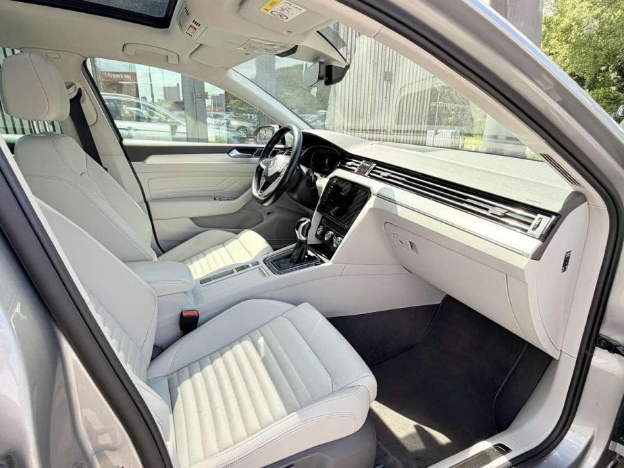 Pelēks Volkswagen Passat 2020 Viļņa, ar dzinēja tilpumu 1.97 L un nobraukumu 191 tūkst. km par 14800 €, foto 13 vietnē AUTOMOTO.COM.LV