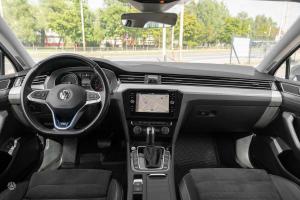 Pelēks Volkswagen Passat 2020 Viļņa, ar dzinēja tilpumu 1.40 L un nobraukumu 199 tūkst. km par 14950 €, foto 14 vietnē AUTOMOTO.COM.LV