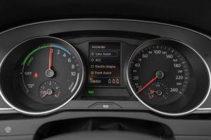 Pelēks Volkswagen Passat 2020 Viļņa, ar dzinēja tilpumu 1.40 L un nobraukumu 199 tūkst. km par 14950 €, foto 16 vietnē AUTOMOTO.COM.LV