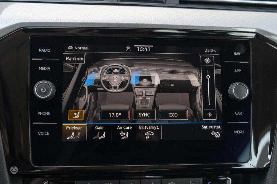 Pelēks Volkswagen Passat 2020 Viļņa, ar dzinēja tilpumu 1.40 L un nobraukumu 199 tūkst. km par 14950 €, foto 20 vietnē AUTOMOTO.COM.LV