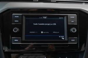 Pelēks Volkswagen Passat 2020 Viļņa, ar dzinēja tilpumu 1.50 L un nobraukumu 164 tūkst. km par 14550 €, foto 24 vietnē AUTOMOTO.COM.LV