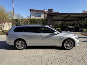 Grey Volkswagen Passat 2020 in Vilnius, with an engine capacity of 1.97 L and mileage of 209 thousand km for 15600 €, photo 3 on AUTOMOTO.COM.LV