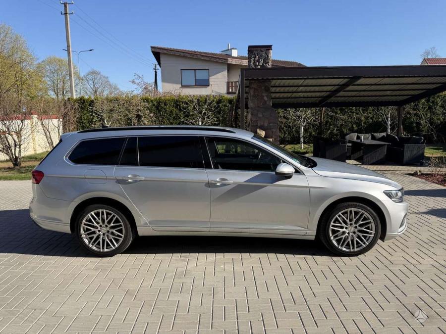 Grey Volkswagen Passat 2020 in Vilnius, with an engine capacity of 1.97 L and mileage of 209 thousand km for 15600 €, photo 3 on AUTOMOTO.COM.LV