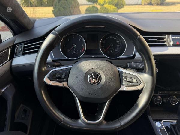 Pelēks Volkswagen Passat 2020 Viļņa, ar dzinēja tilpumu 1.97 L un nobraukumu 209 tūkst. km par 15600 €, foto 10 vietnē AUTOMOTO.COM.LV