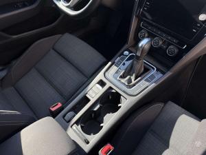 Grey Volkswagen Passat 2020 in Vilnius, with an engine capacity of 1.97 L and mileage of 209 thousand km for 15600 €, photo 20 on AUTOMOTO.COM.LV